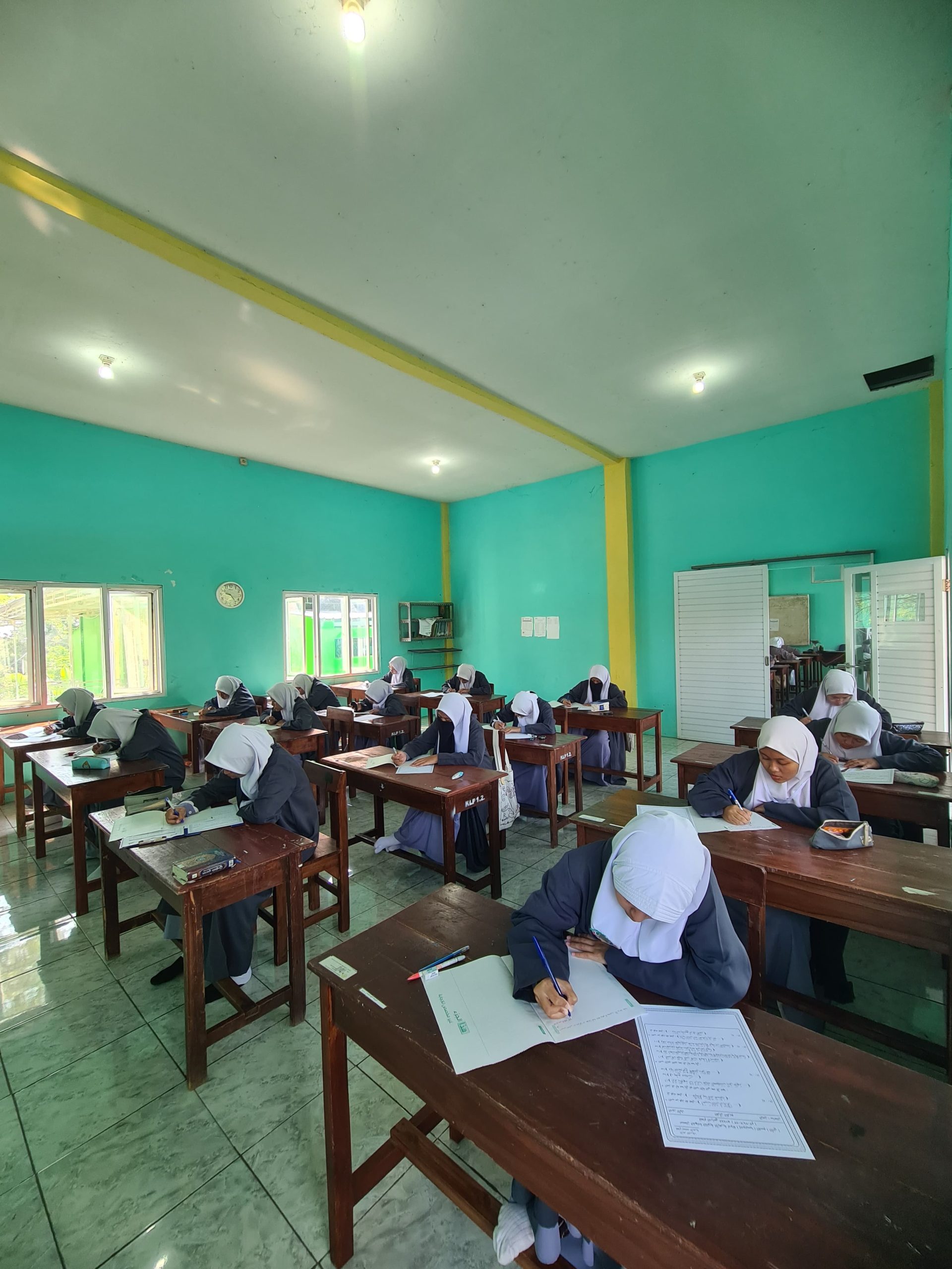 Ujian Syahadah, Salah Satu Syarat Kelulusan Santri Pesantren ...